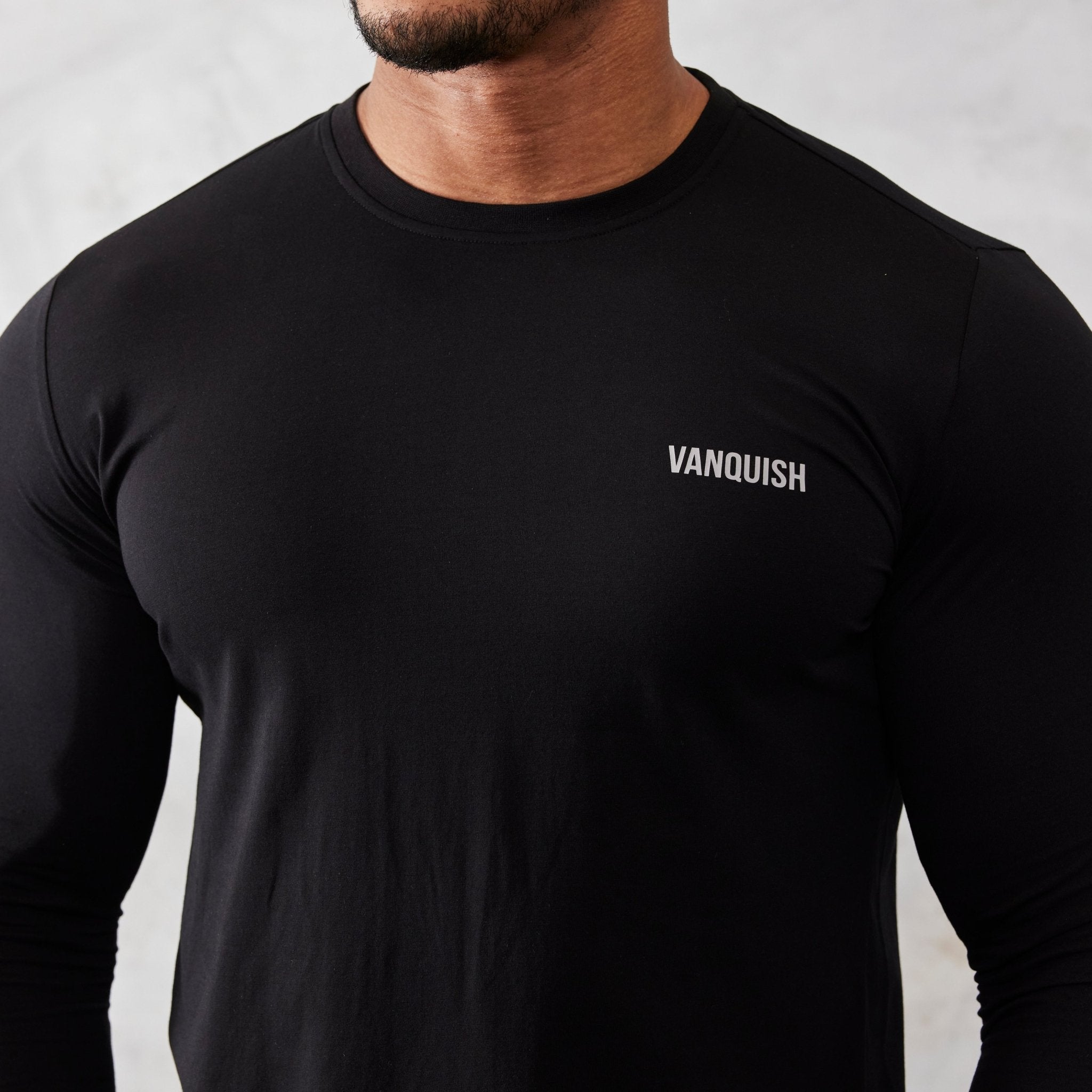 Vanquish Essential Black Slim Fit Long Sleeve T Shirt